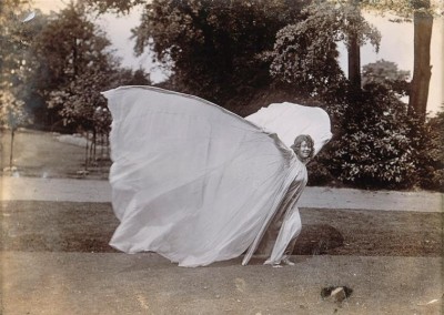 La Danseuse : la vie de Loïe Fuller portée à l'écran - Ballet&Cie